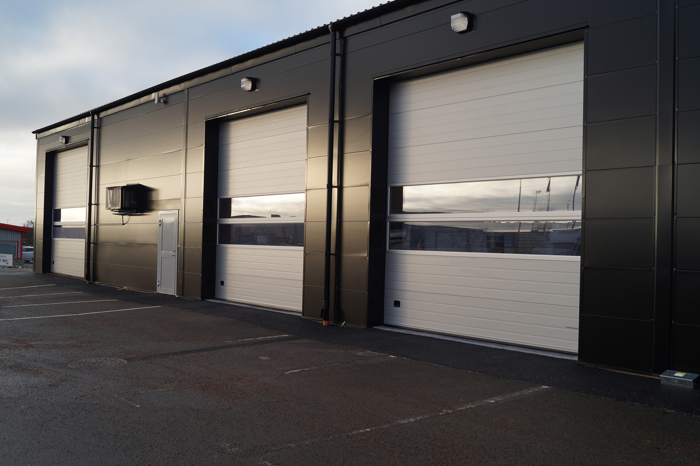 Doors - Lindab