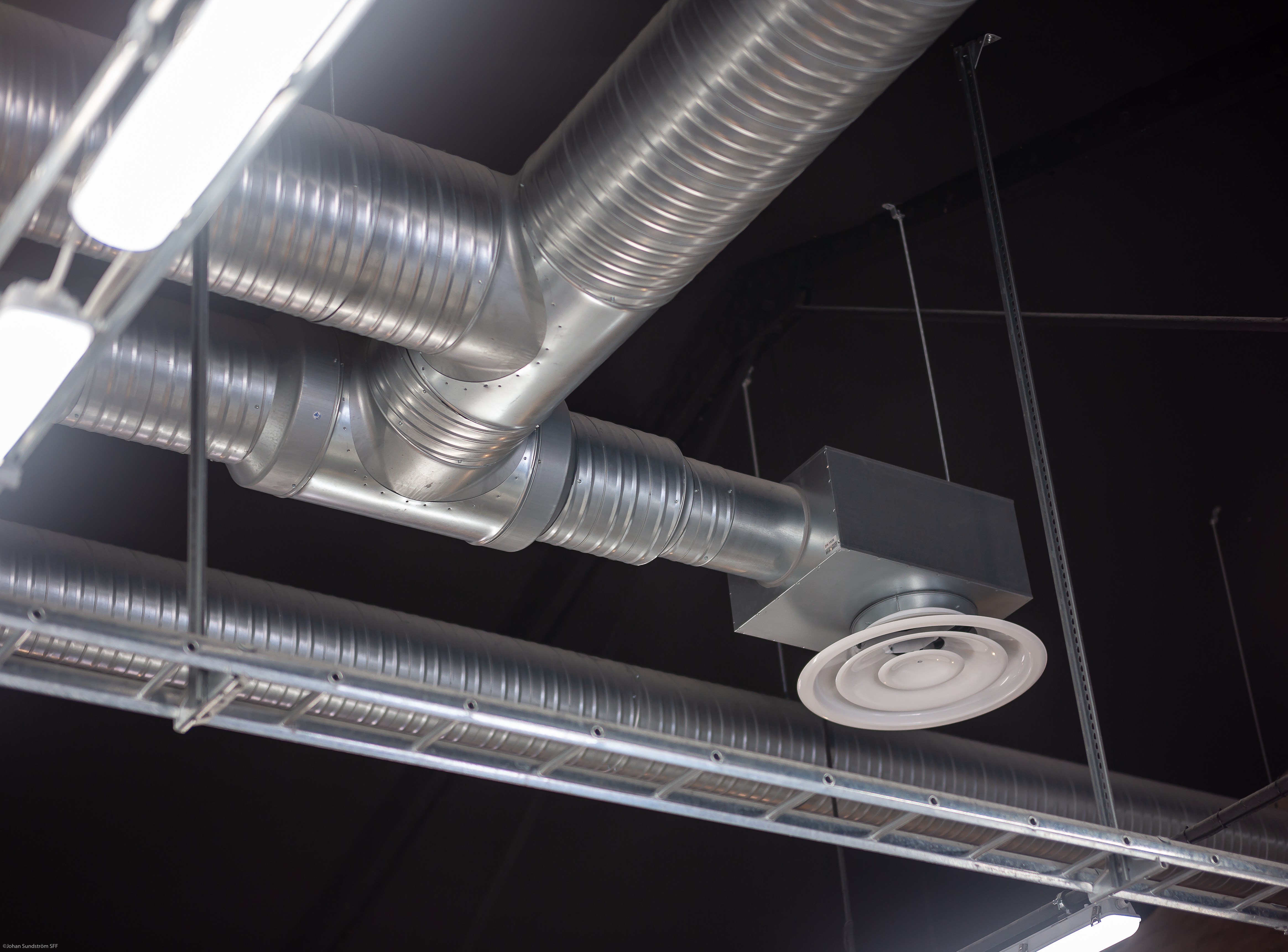 Considering low pressure drop for an energy efficient ventilation ...