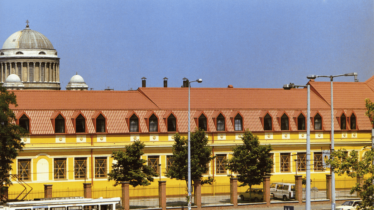 History - Lindab